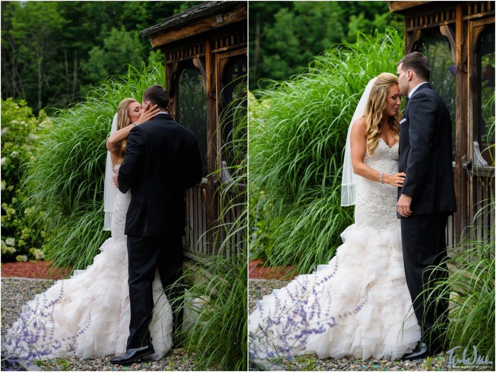 lindsey & nick, the historic barns of nipmoose, buskirk, ny - Tom Wall ...