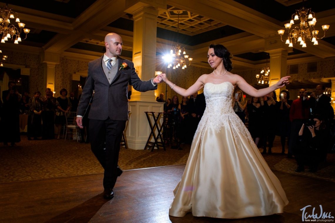 kara & clint, the inn at erlowest, lake george, ny - Tom Wall Photography